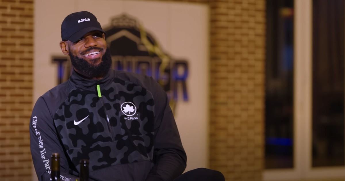 LeBron James Names Michael Jordan as His Greatest Inspiration: “There ...